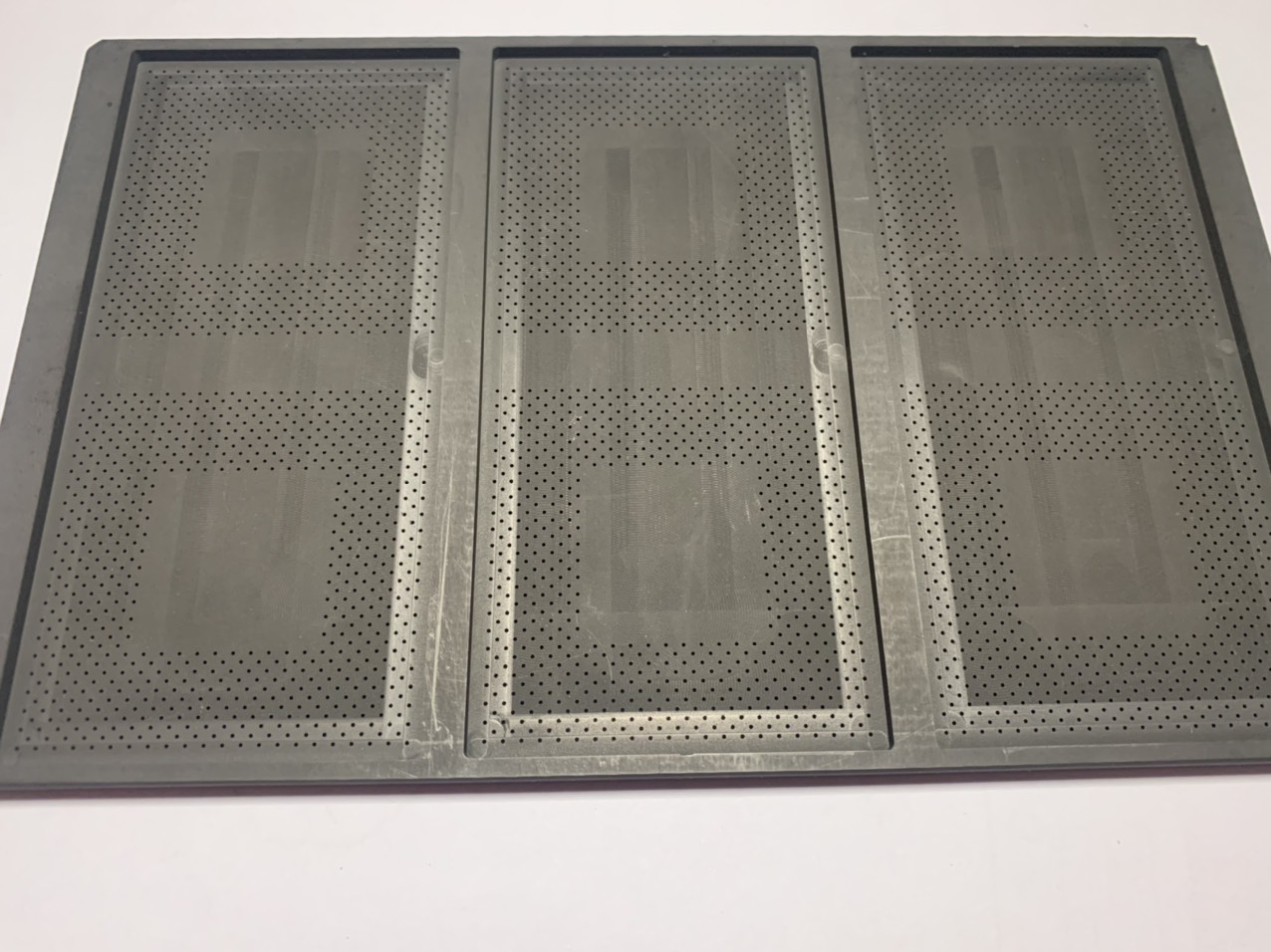 Graphite for Semiconductor Industries - LION TECHNICAL SOLUTION VIET NAM